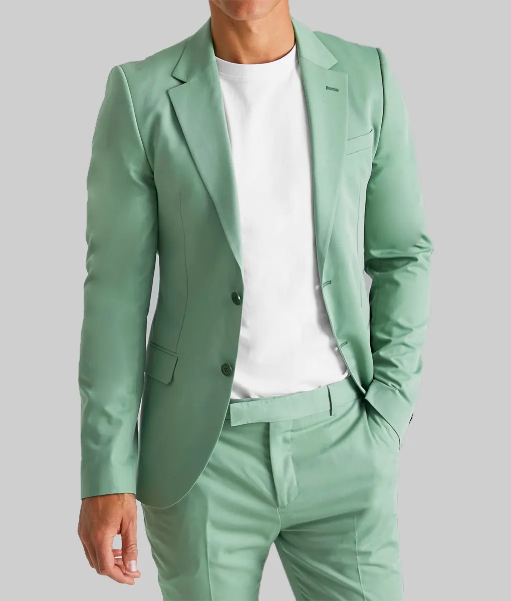 In the Hand of Dante Gerard Butler Green Suit - TLC UK